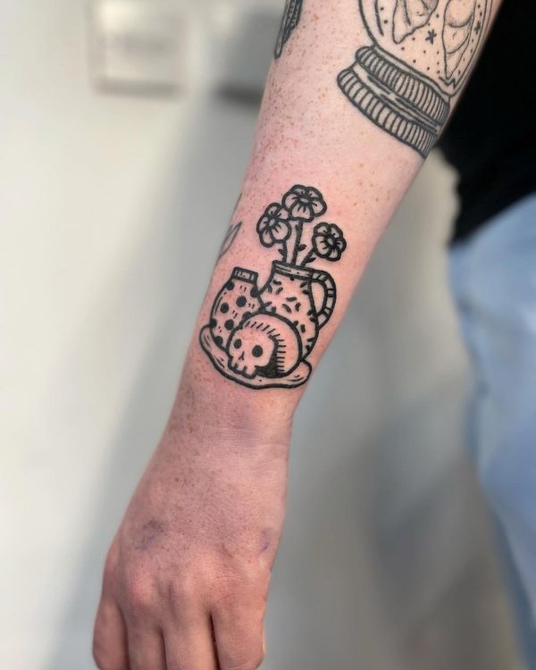 24 Small Skull Tattoos Perfect in 2021 - Page 2 of 5 - Small Tattoos ...