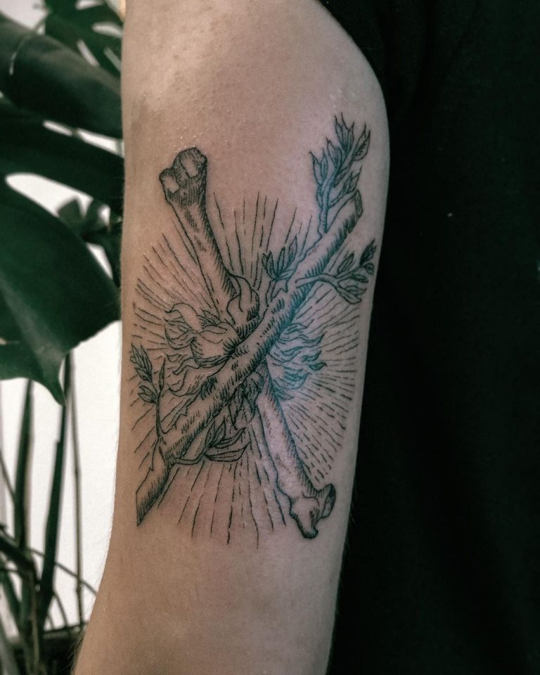 28 Small Witchy Tattoos for Witchy Spirits in 2021 - Page 4 of 6 ...