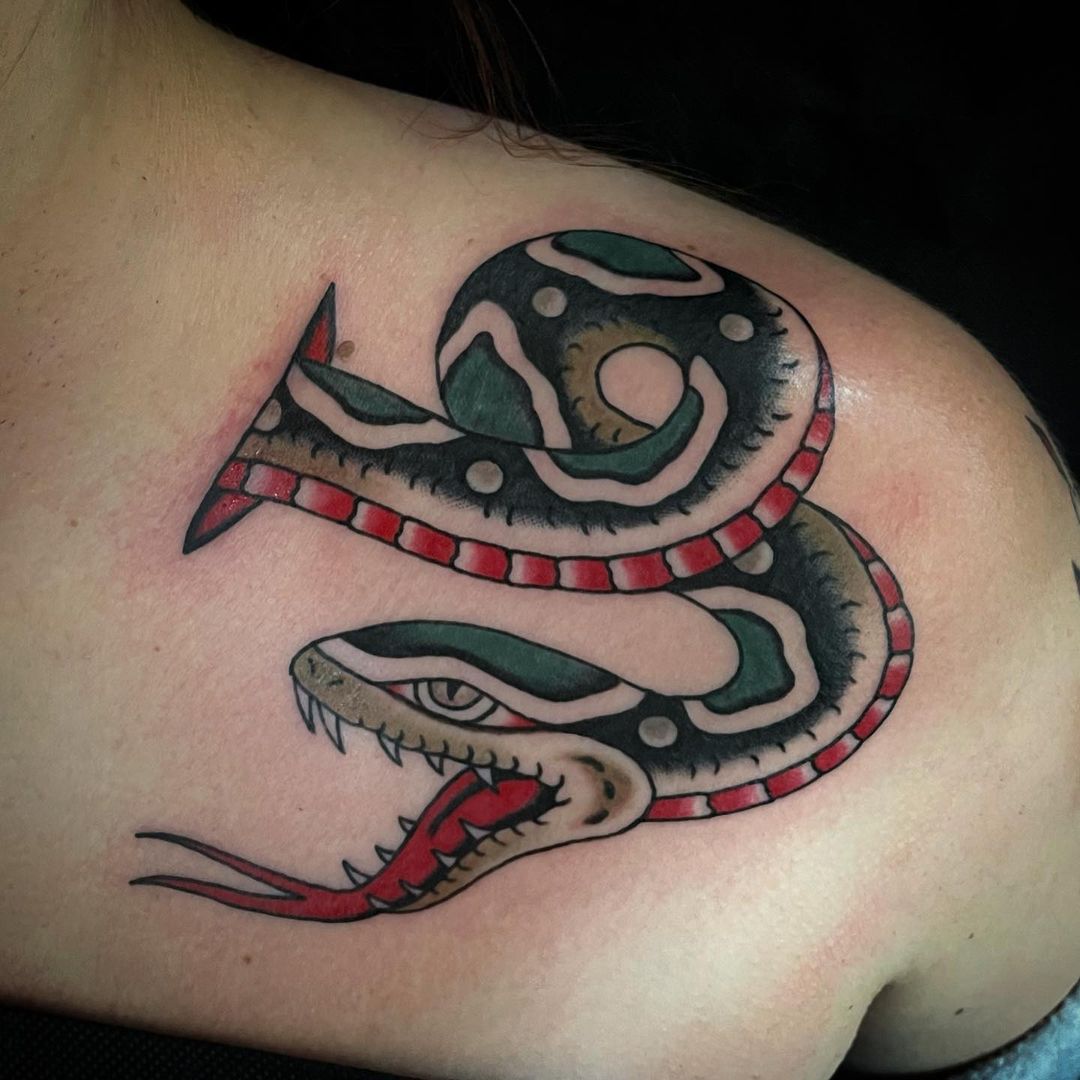 23 Collar Bone Tattoos for Everybody in 2021 - Page 3 of 5 - Small ...