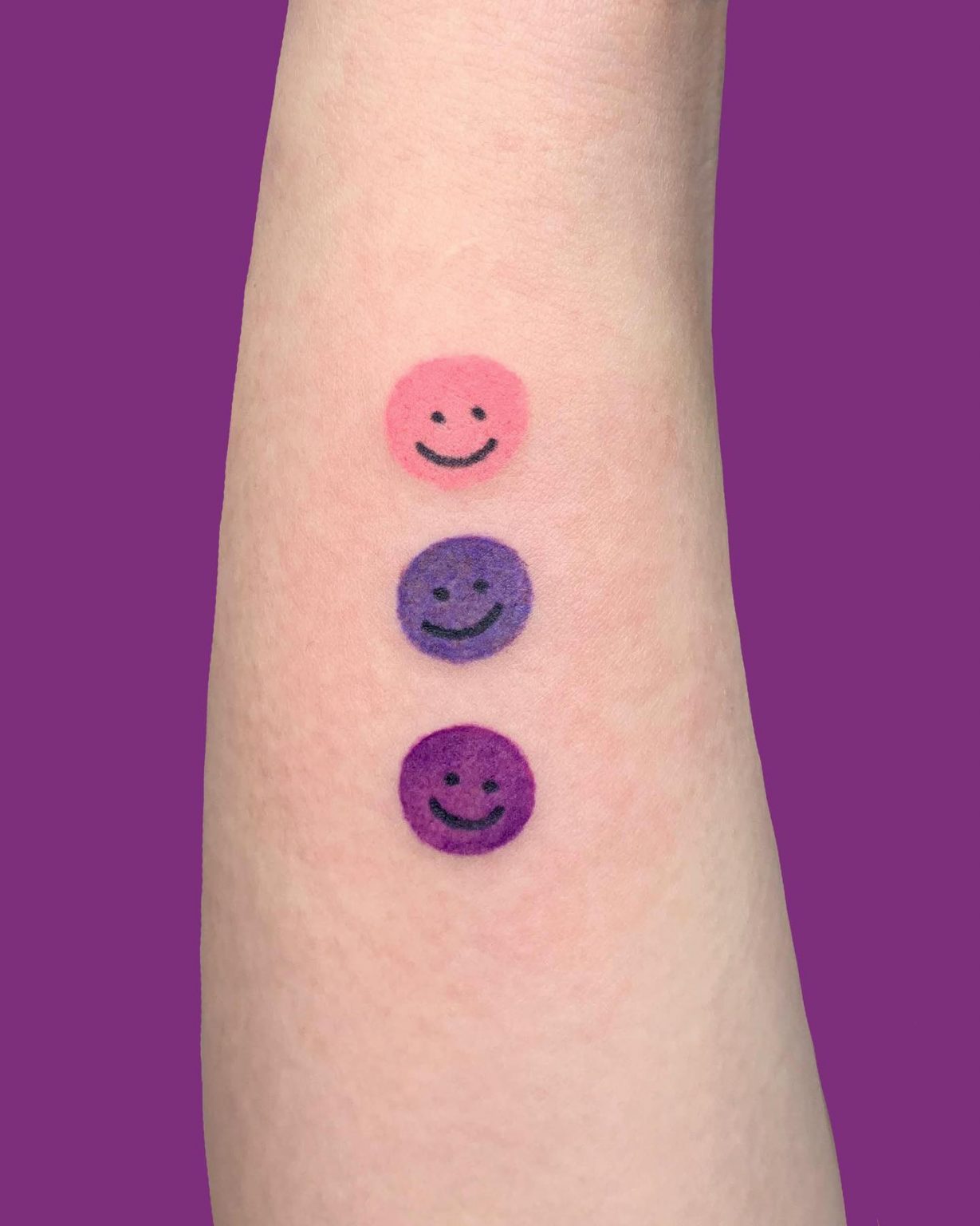 37 Unique Smiley Face Tattoo - Small Tattoos & Ideas