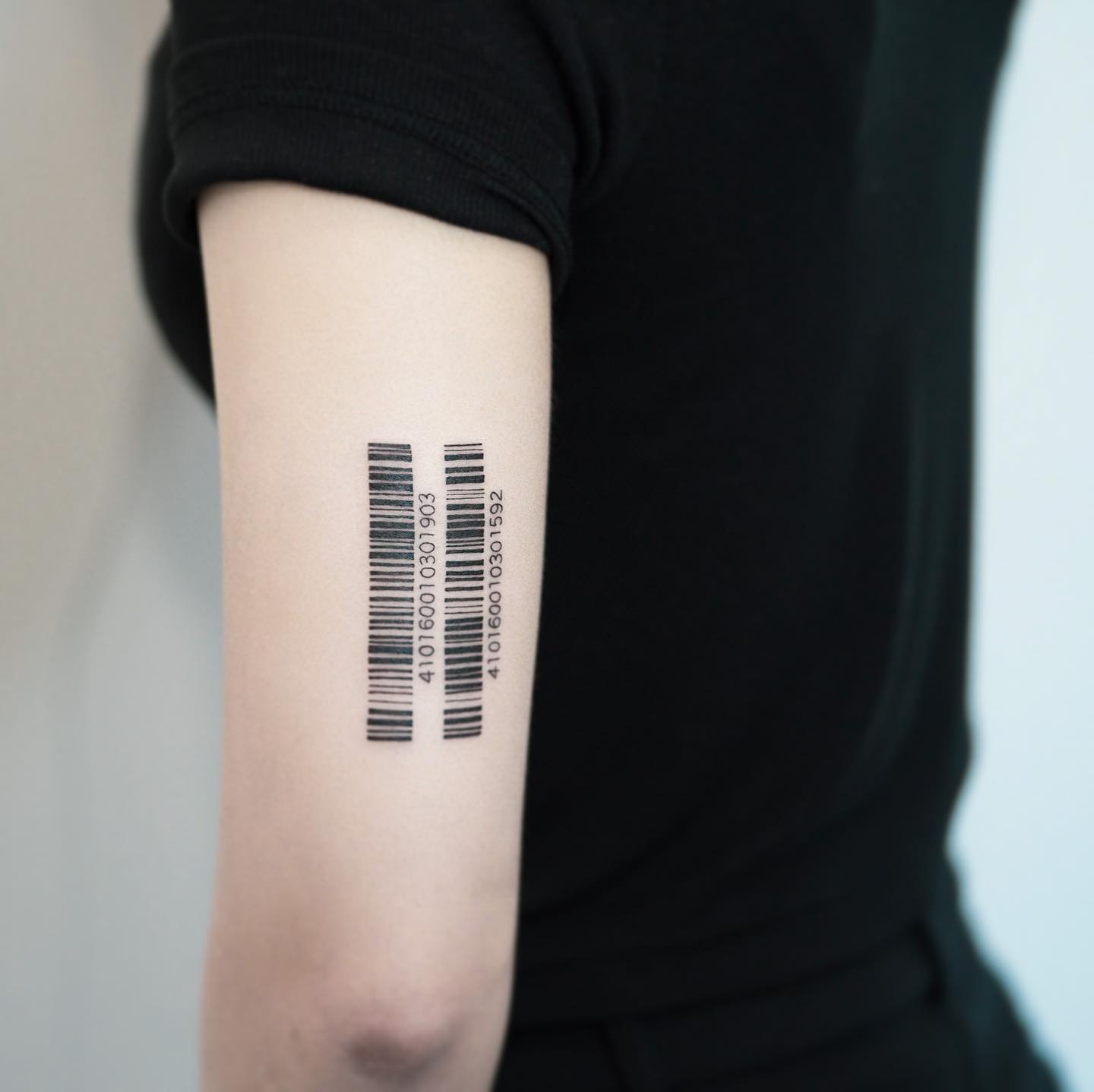 25 Cool Graphic Barcode Tattoo - Small Tattoos & Ideas